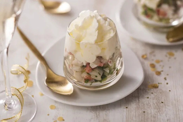 Recette Verrine de homard et concombre, espuma de chou-fleur