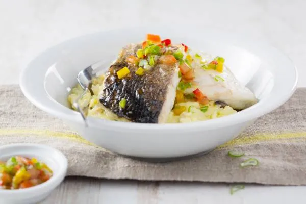 Recette Filet de bar sauce vierge, écrasé de pomme de terre aux olives
