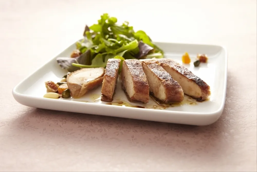 Recette Filet de Poulet rôti en robe croustillante de cacao