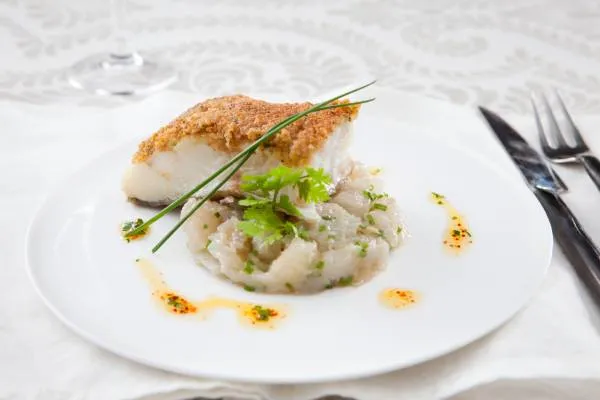 Recette Filet de saint-pierre rôti au beurre noisette, mousse d'oursin ...