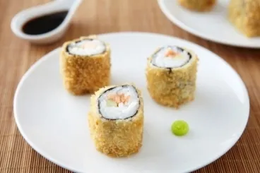 Recette Maki frit de saumon et concombre à la fleur de sel