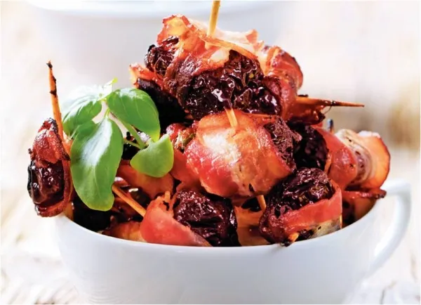 Recette pruneaux-au-bacon